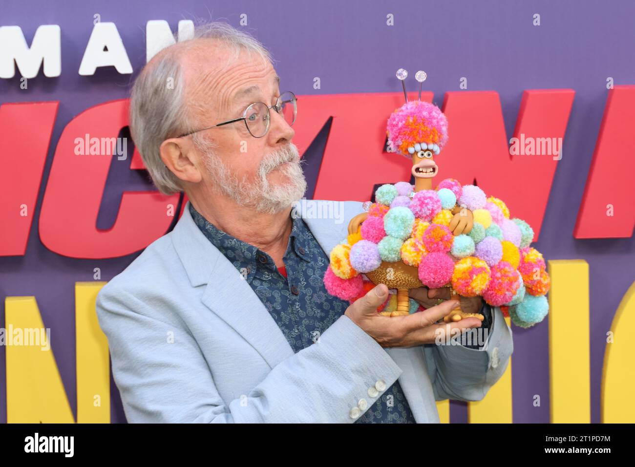 Peter Lord und Chicken Character Babs, Chicken Run: Dawn of the Nugget ...