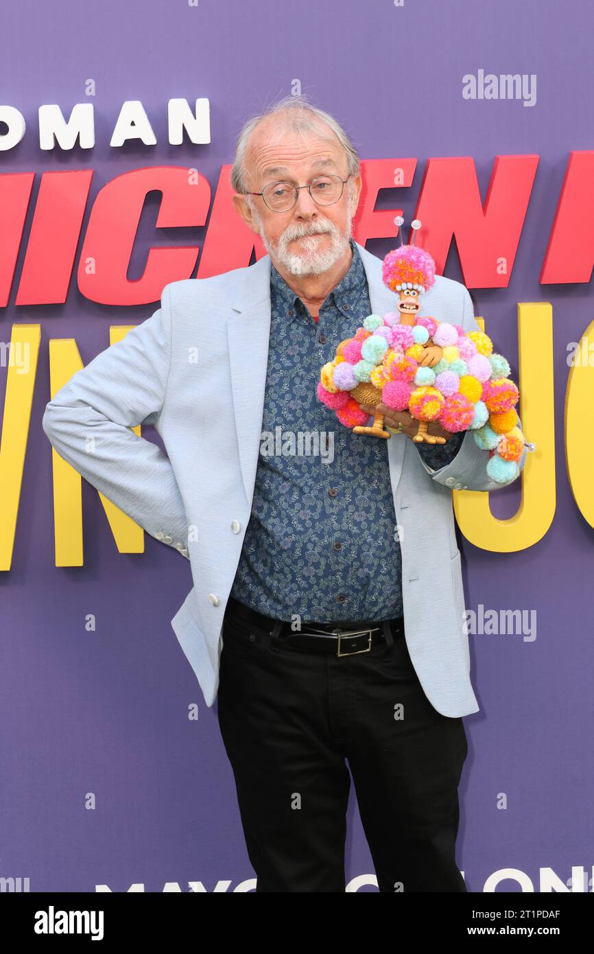 Peter Lord und Chicken Character Babs, Chicken Run: Dawn of the Nugget ...