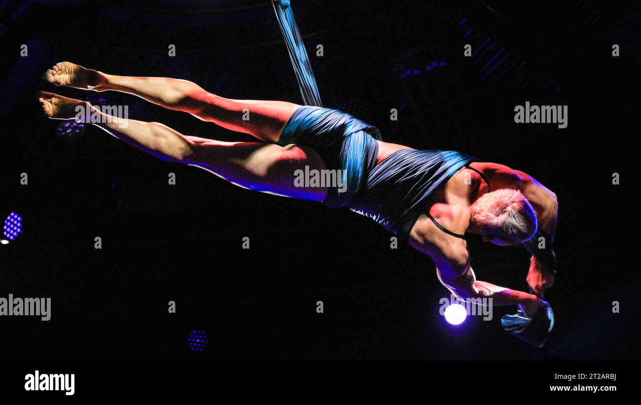 Kabarettclub soho -Fotos und -Bildmaterial in hoher Auflösung – Alamy