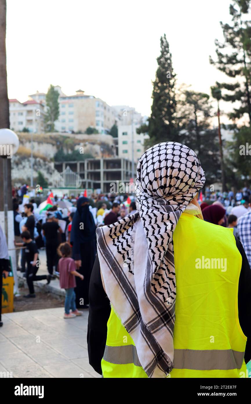 Amman, Jordanien - 18. Oktober 2023: Demonstrationen des jordanischen ...