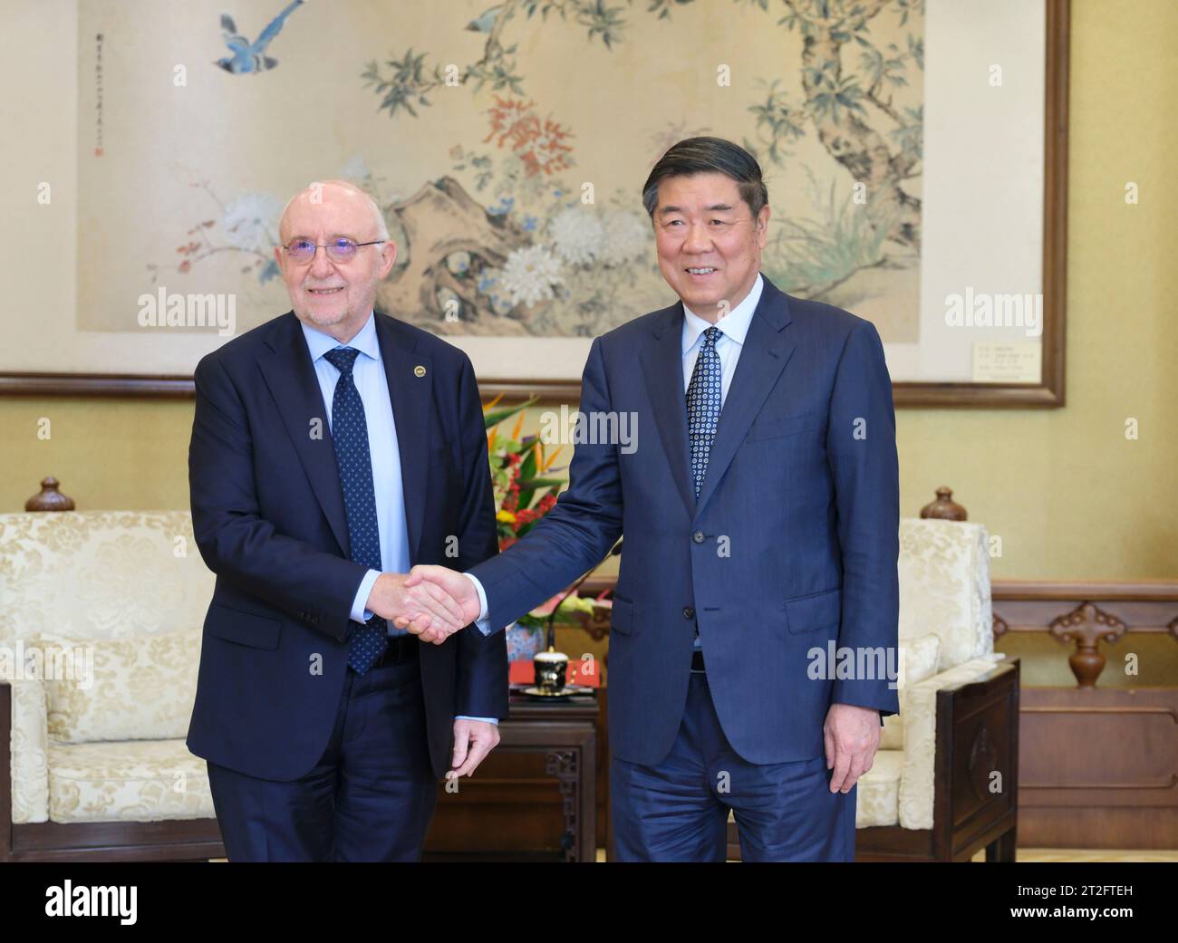 Peking, China. Oktober 2023. Der chinesische Vize-Premier He Lifeng ...