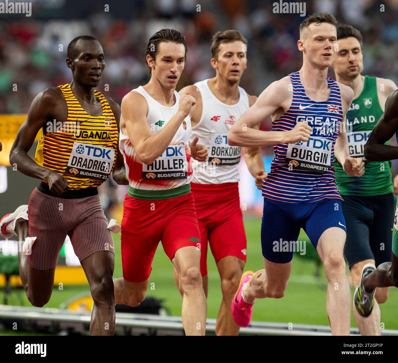 Dániel Huller aus Ungarn trat bei den 800-m-Rennen der Männer bei den ...