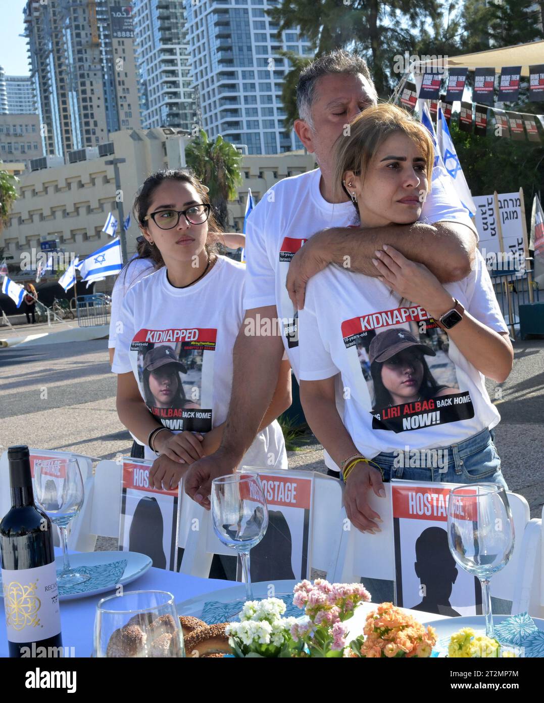 Tel Aviv, Israel. Oktober 2023. Familien von Geiseln, die von der Hamas ...