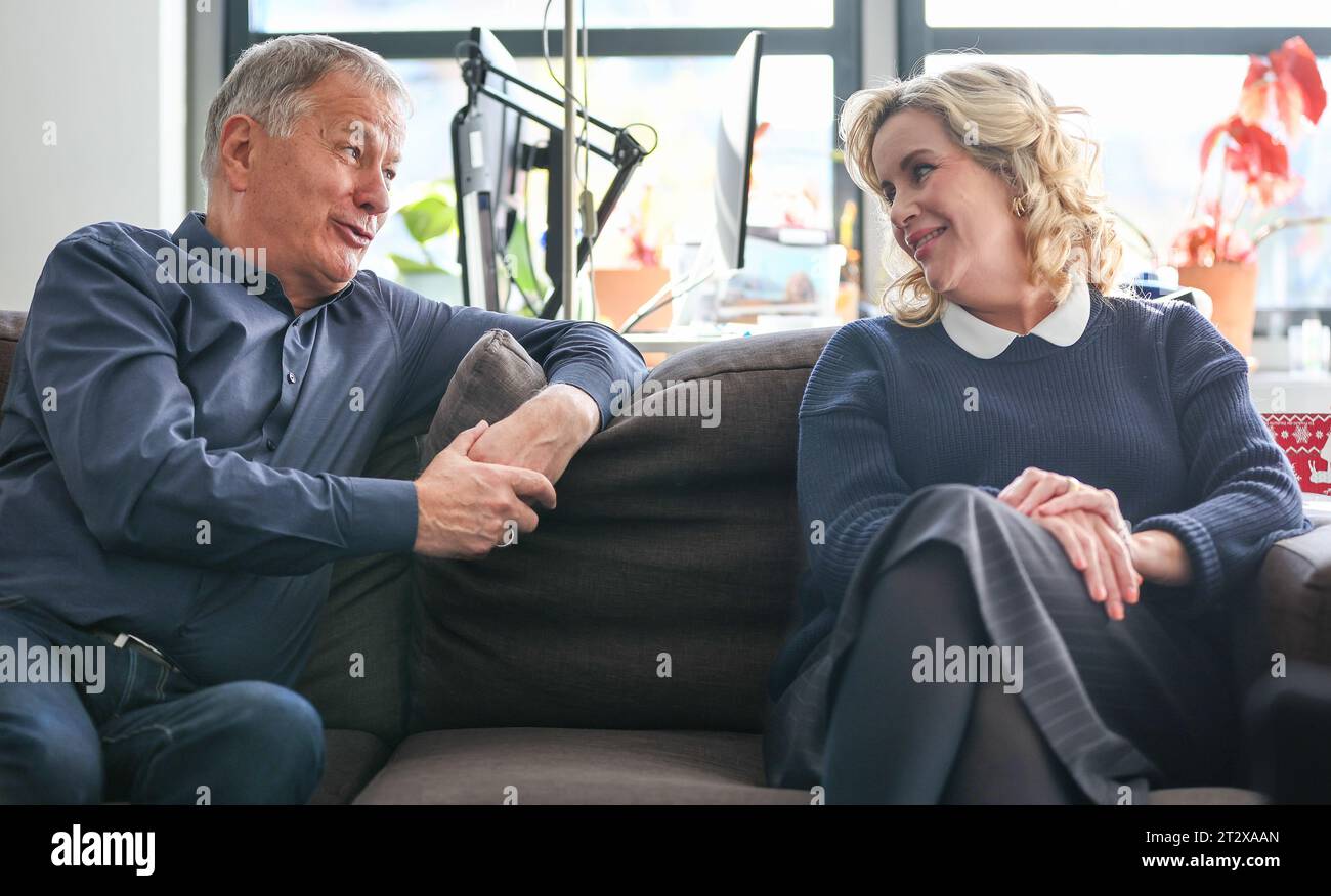 Leipzig, Deutschland. Oktober 2023. Die deutschen Schauspieler Alexa ...