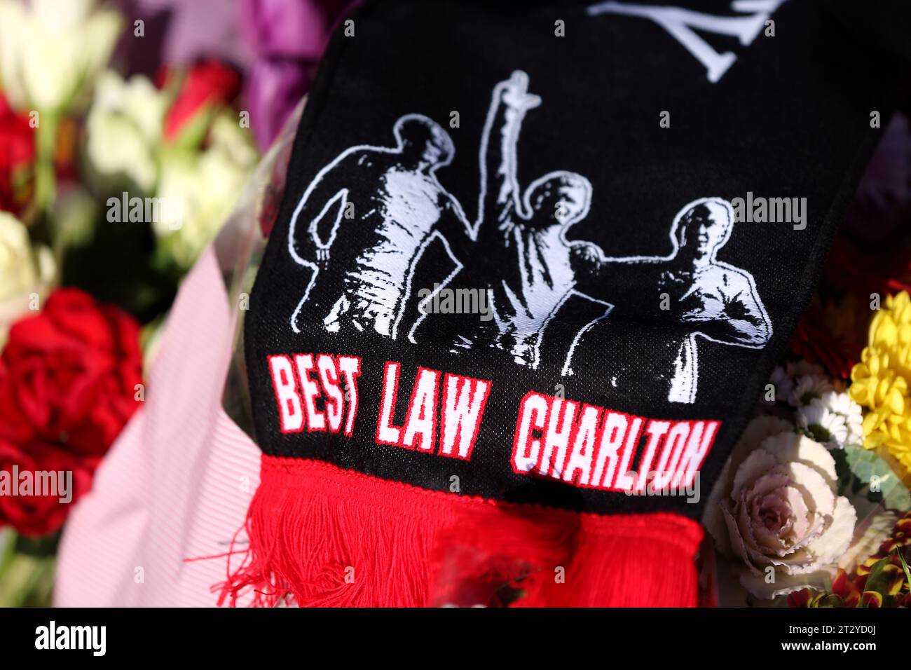 Die United Trinity Statue in Old Trafford, Manchester, erinnert an Sir ...
