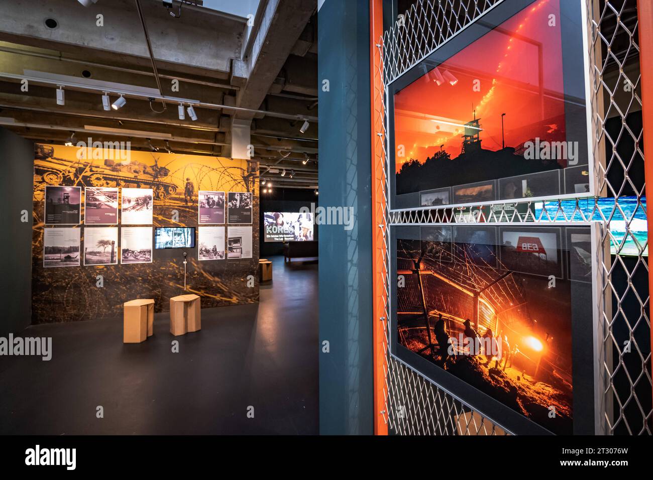 Berlin Zehlendorf OT Dahlem AlliiertenMuseum Clayallee mit dem ...