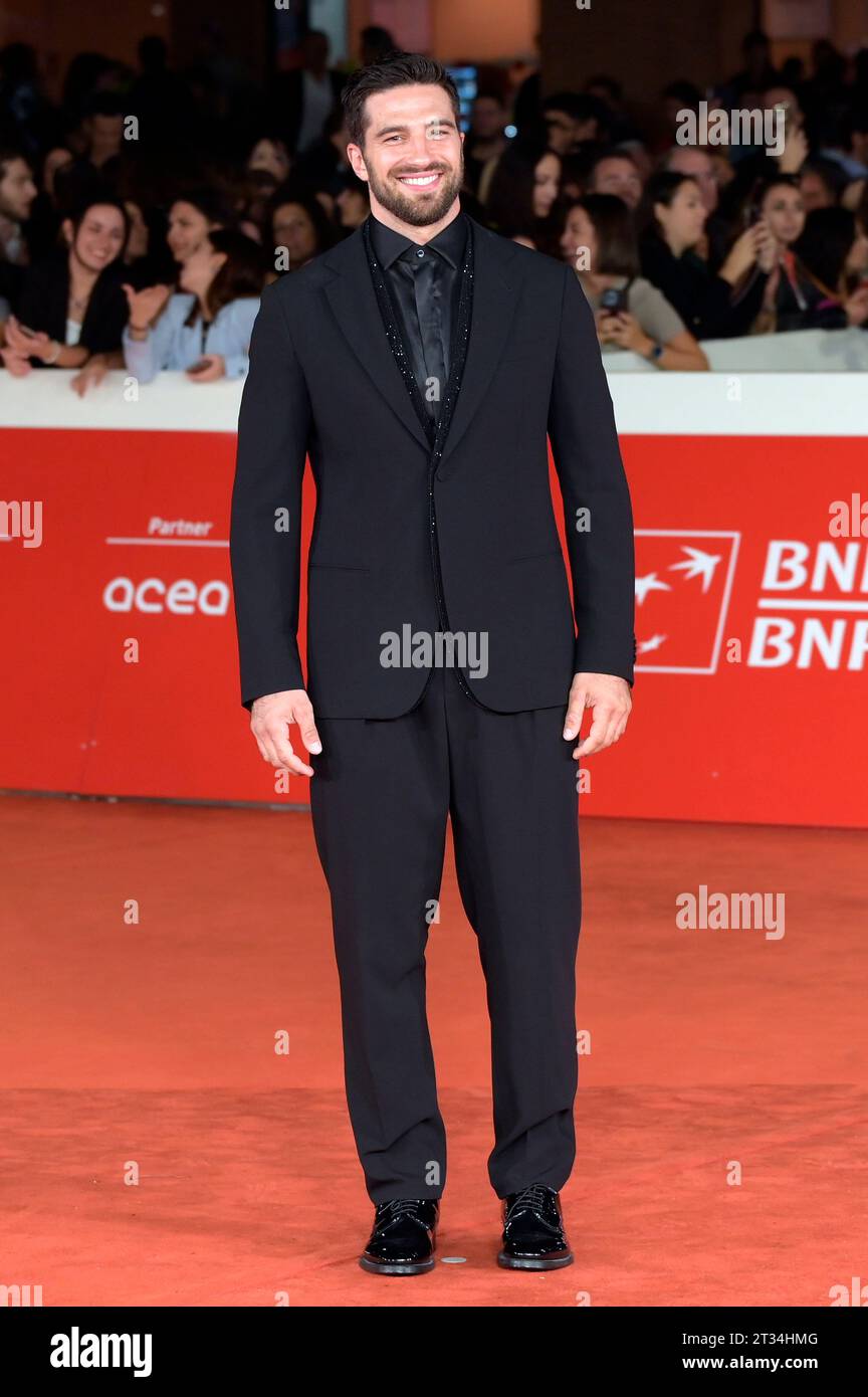 Alvise Rigo bei der Premiere des Netlix-Films 'Nuovo Olimpo' auf dem 18 ...