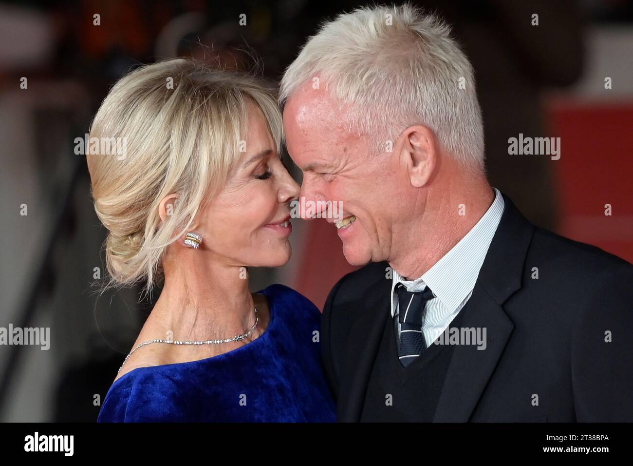 Rom, Italien. Oktober 2023. Trudie Styler (l) und Sting (r) besuchen ...
