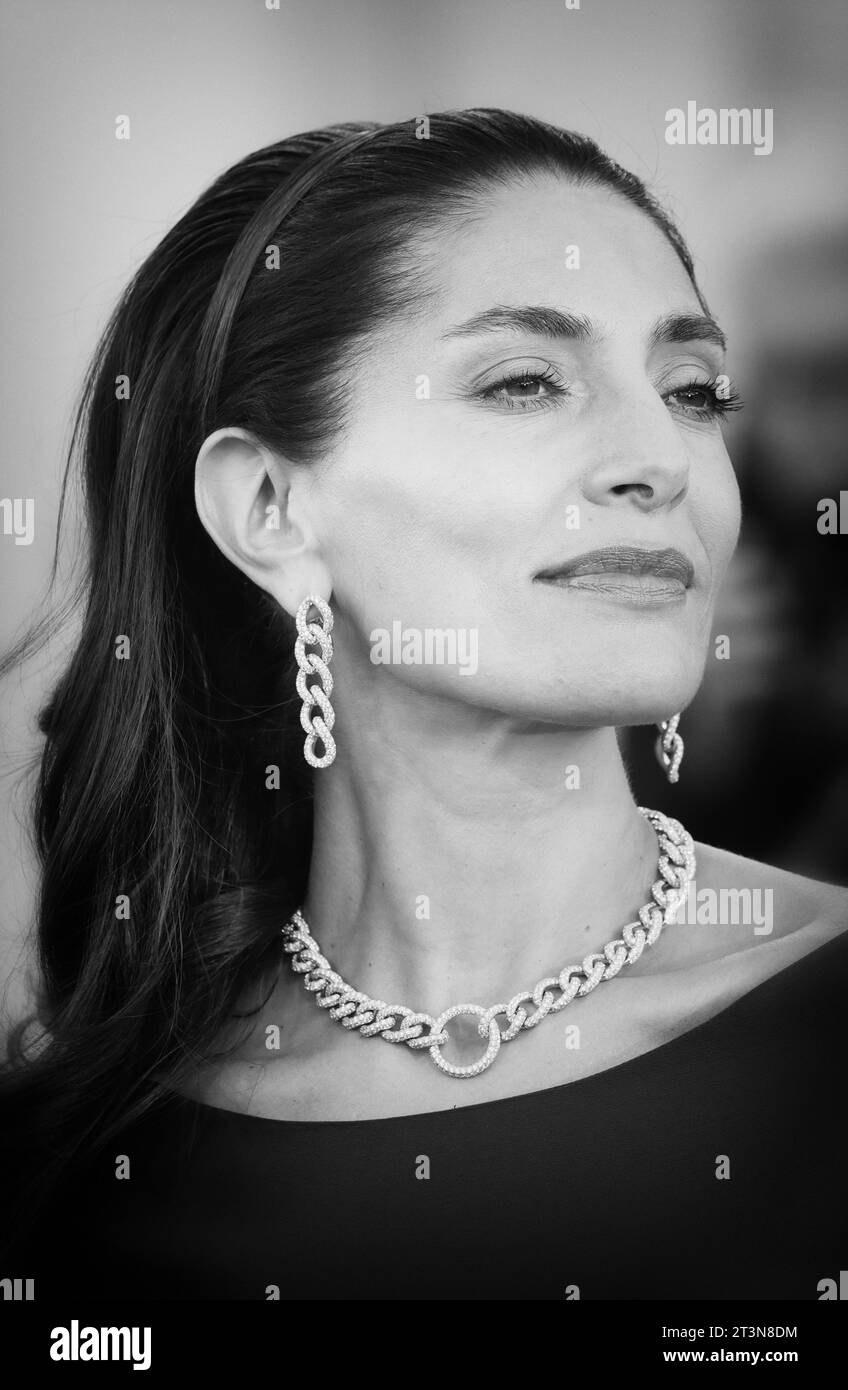 Murino schauspielerin -Fotos und -Bildmaterial in hoher Auflösung – Alamy