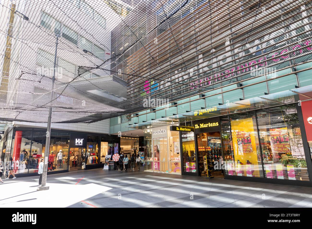 Einkaufszentrum der neuen weltstadt -Fotos und -Bildmaterial in hoher ...