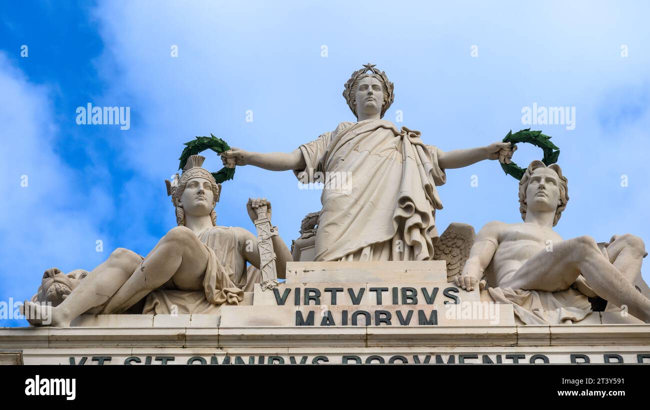 Ruhm skulptur -Fotos und -Bildmaterial in hoher Auflösung – Alamy