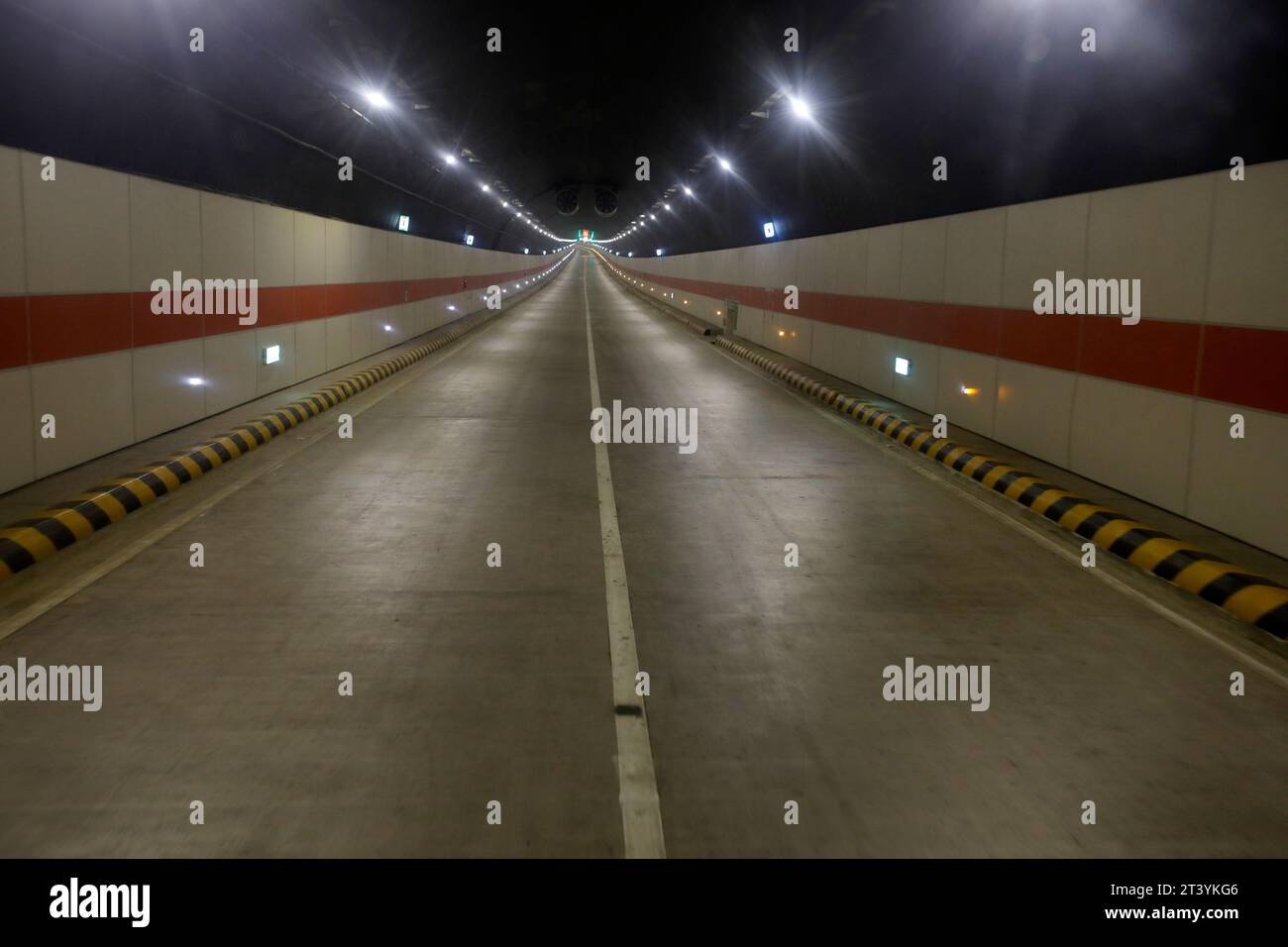 Bangabandhu sheikh mujibur rahman tunnel -Fotos und -Bildmaterial in ...