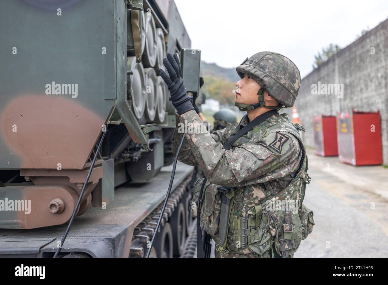 Truppen der rok armee -Fotos und -Bildmaterial in hoher Auflösung – Alamy
