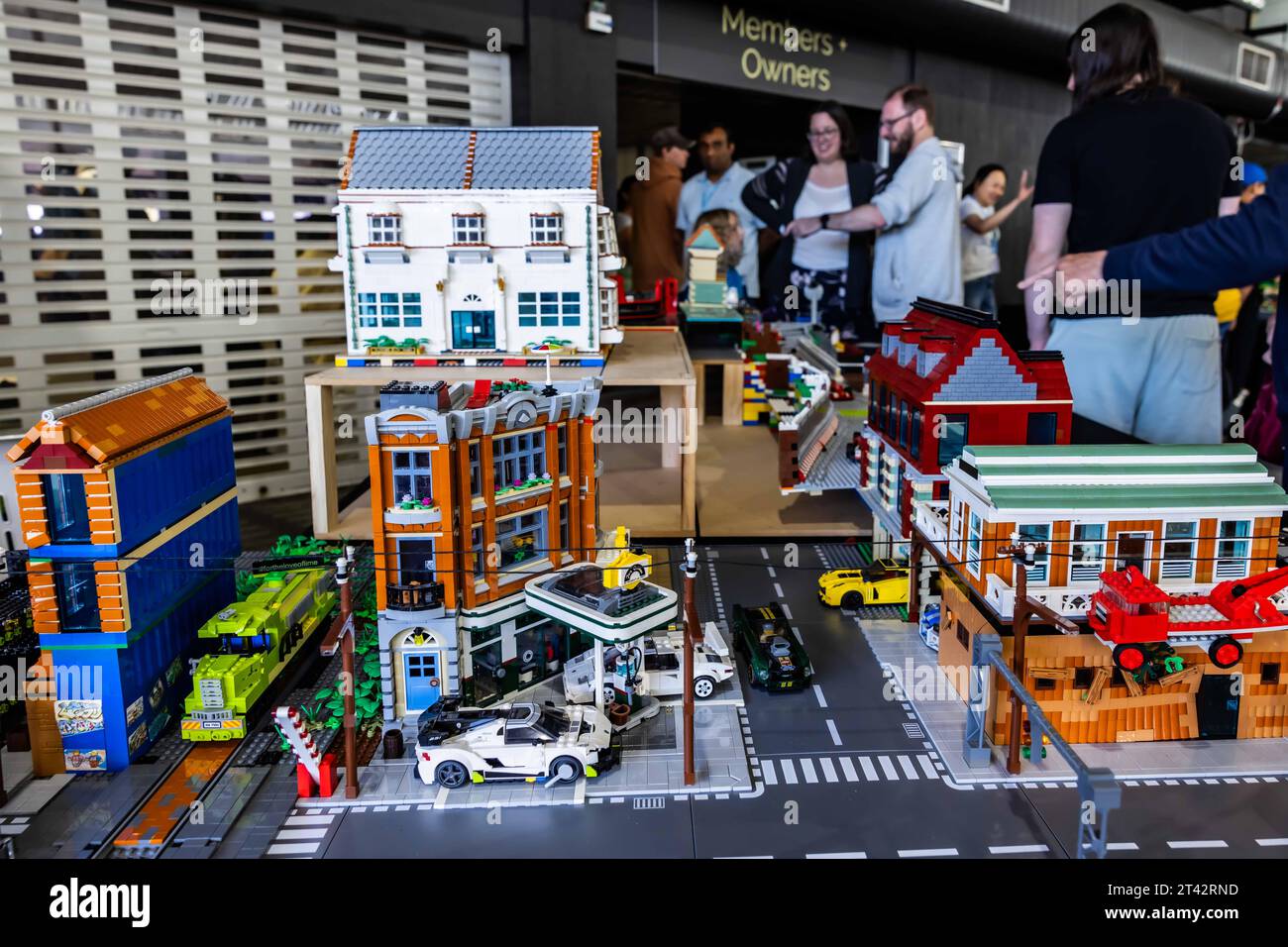 Canberra, Australien. Oktober 2023. Man sieht die Lego-Ausstellung auf ...