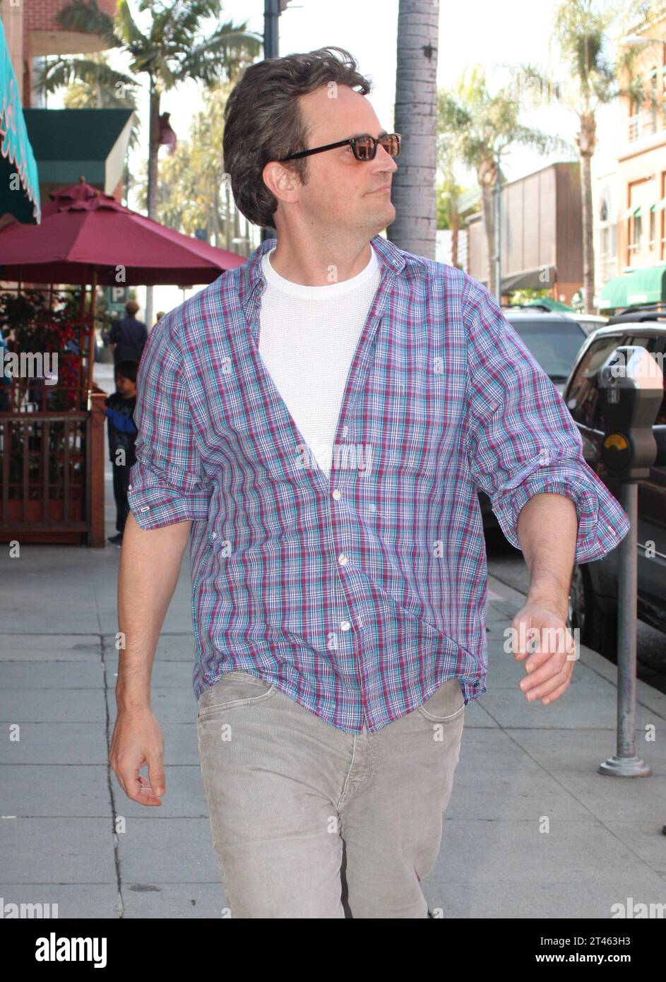 Schauspieler matthew perry beim einkaufen bei gabriel -Fotos und ...