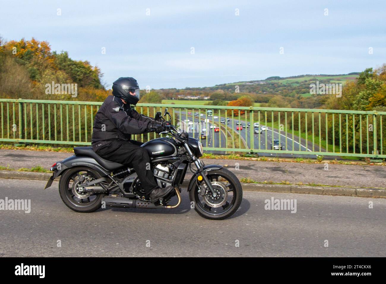 2023 Schwarz, Matt Metallic Carbon Grey Ebenholz Kawasaki Vulcan S EN ...