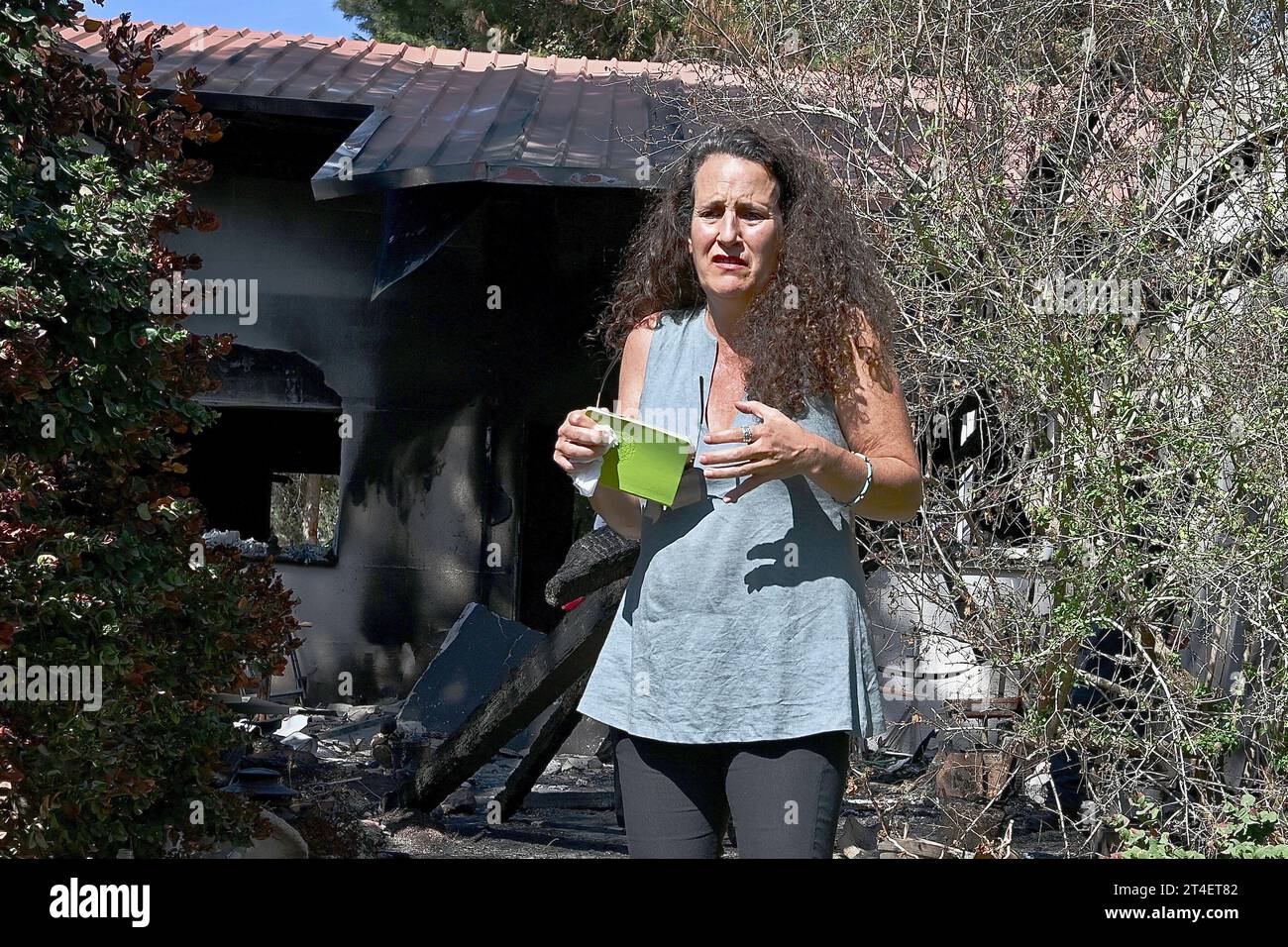 Nir Oz Kibbutz, Israel. 30. Oktober 2023. Die Überlebende Hadas ...