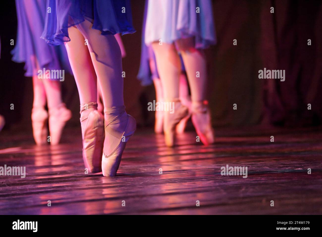 Chausson danse -Fotos und -Bildmaterial in hoher Auflösung – Alamy