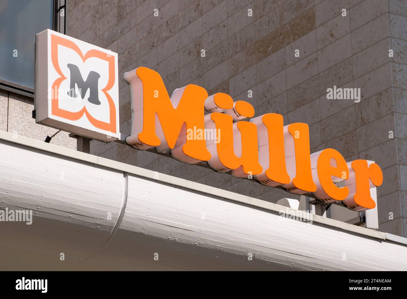Muller logo -Fotos und -Bildmaterial in hoher Auflösung – Alamy