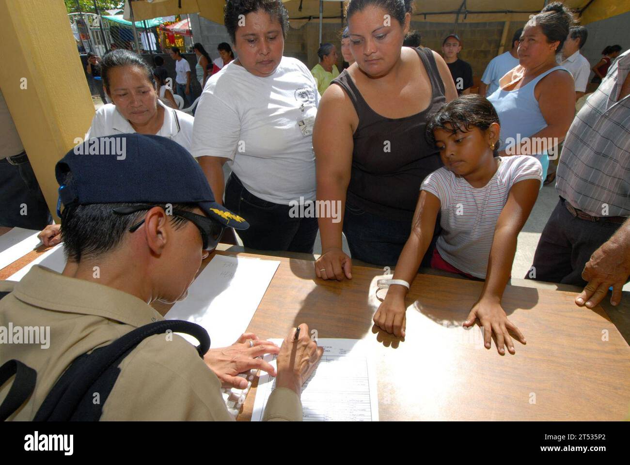 0706308704K-021 MORALES, Guatemala (30. Juni 2007) - Kapitän Linda ...