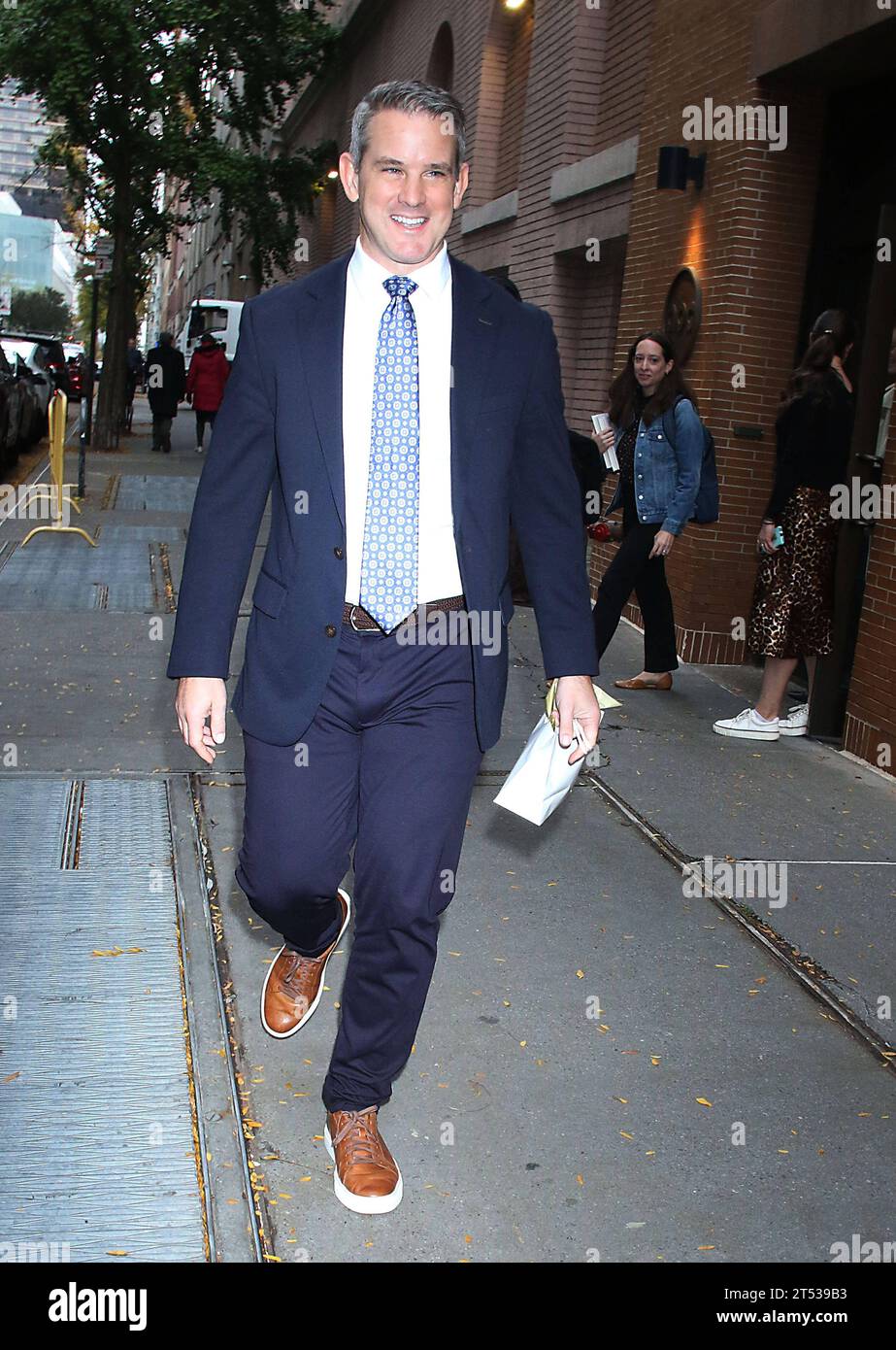 Adam kinzinger -Fotos und -Bildmaterial in hoher Auflösung – Alamy