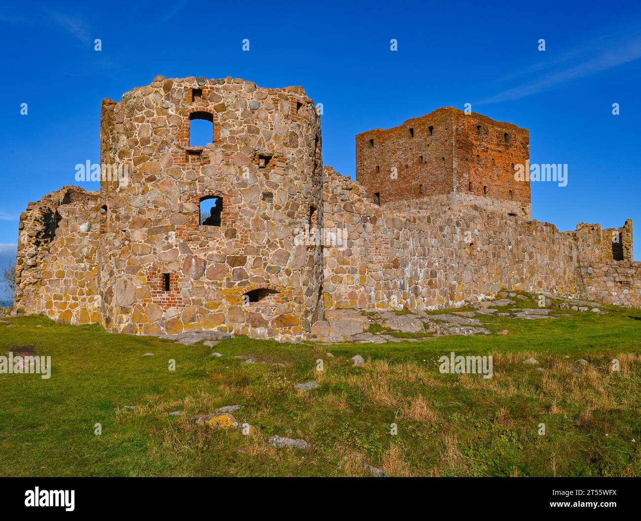 Vang, Dänemark. Oktober 2023. Die Ruinen der mittelalterlichen Festung ...