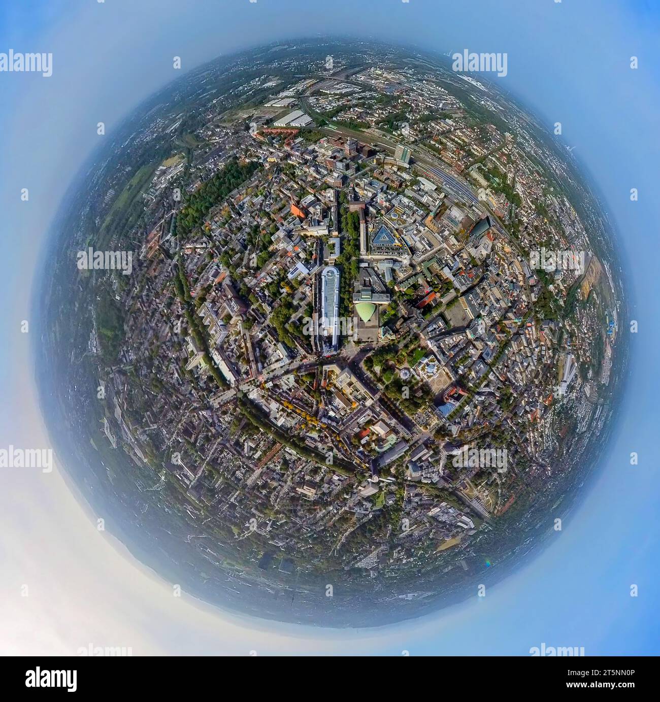 Overview of the dortmunder wall -Fotos und -Bildmaterial in hoher ...