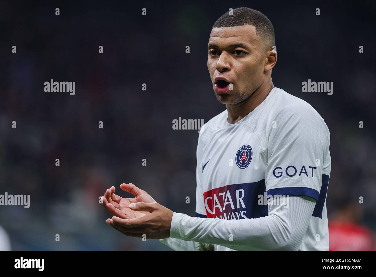 Kylian Mbappe von Paris Saint-Germain FC reagiert während der Gruppenphase der UEFA Champions ...