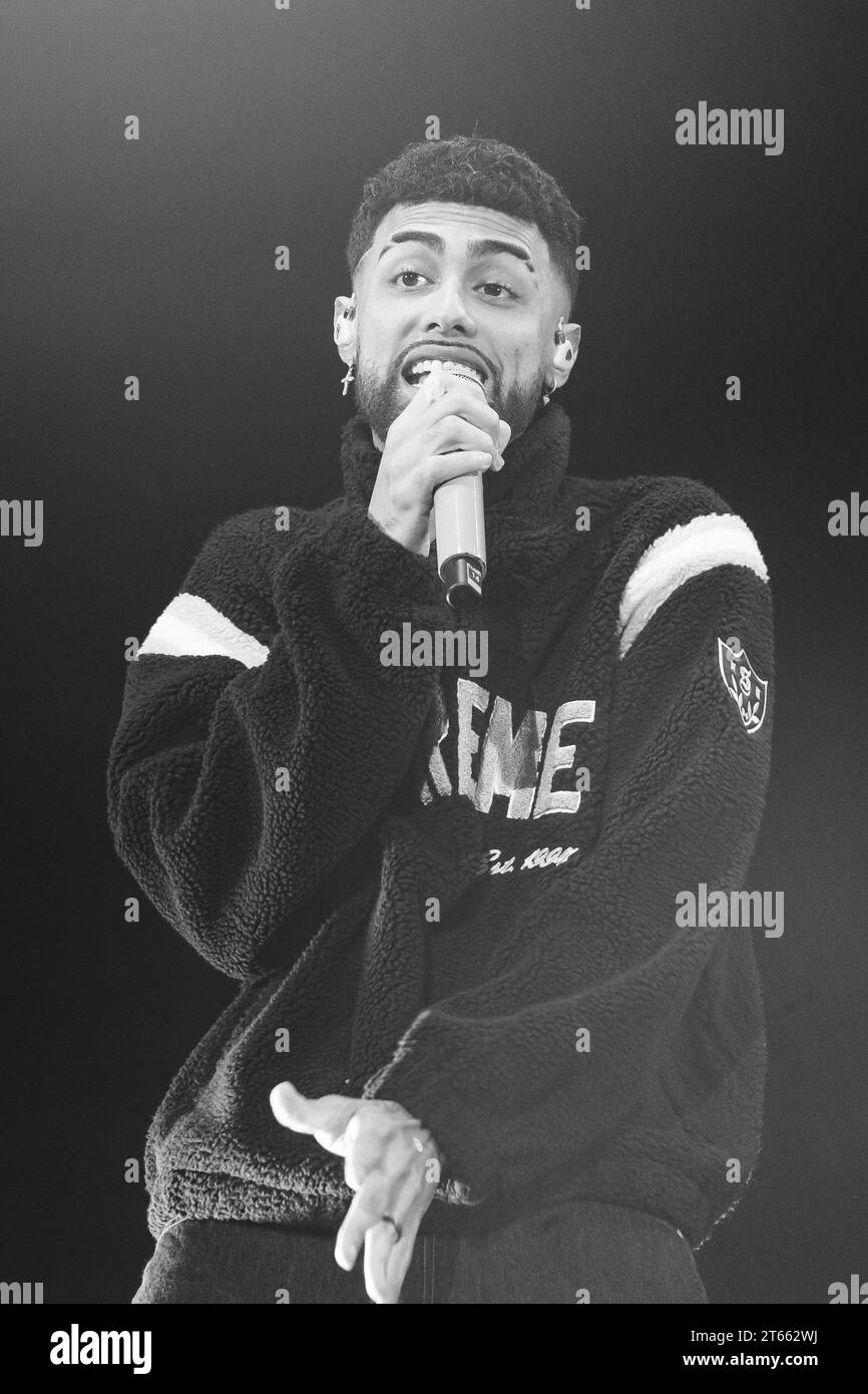 Reggaeton produzent Schwarzweiß-Stockfotos und -bilder - Alamy