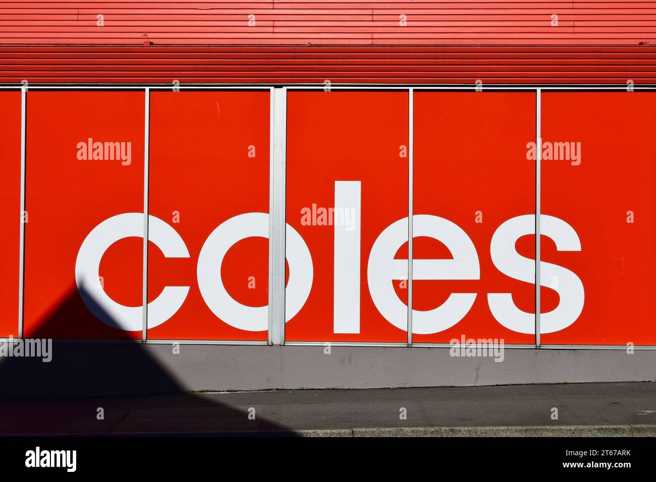 Coles supermarkt lager -Fotos und -Bildmaterial in hoher Auflösung – Alamy