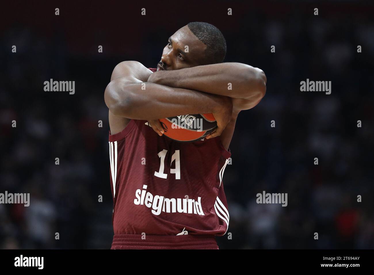 Belgrad, Serbien, 2. November 2023. Serge Ibaka vom FC Bayern München ...