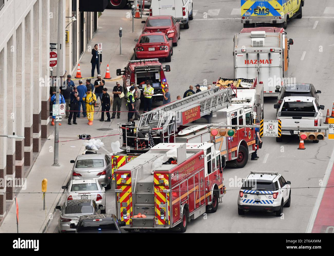 Austin Texas USA, 9. November 2023: Die Gefahreneinheiten der Austin ...