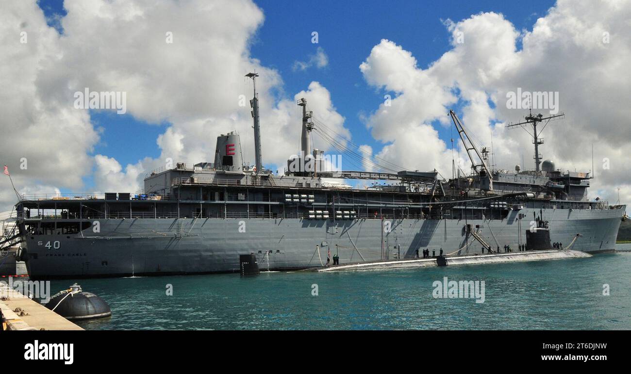 Uss frank cable as 40 -Fotos und -Bildmaterial in hoher Auflösung – Alamy