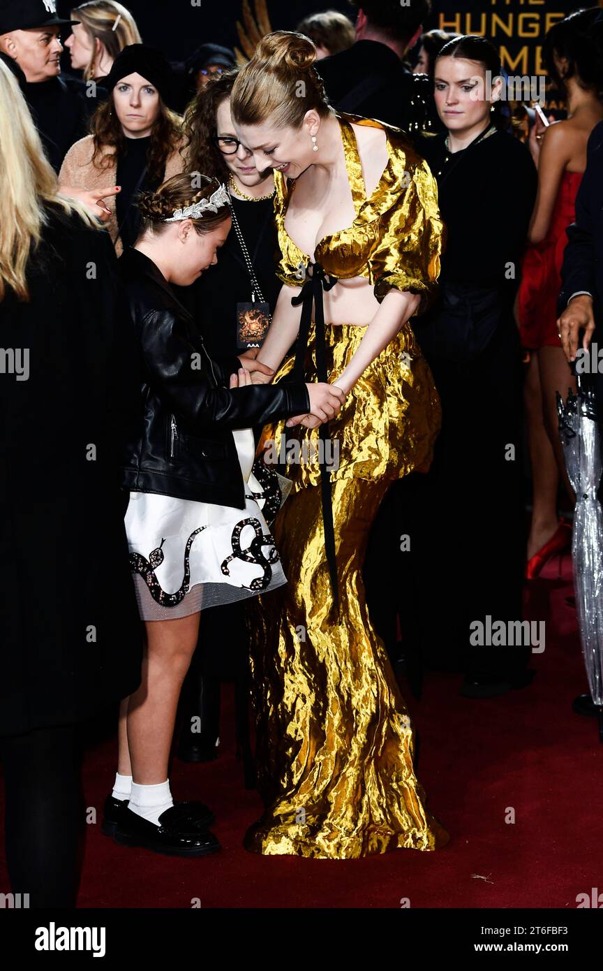 Sofia Sanchez und Hunter Schafer bei der Premiere des Kinofilms The ...