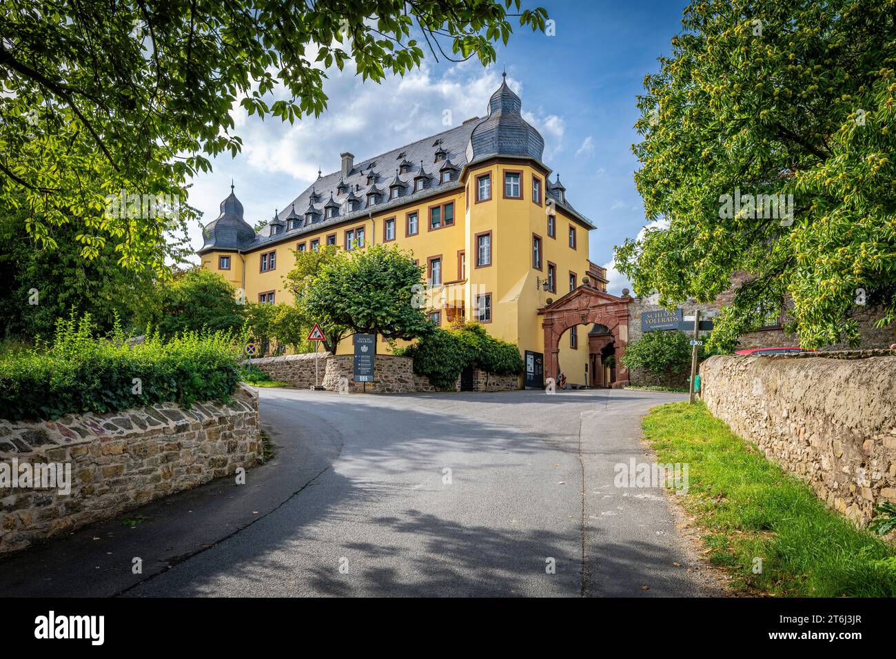 Schloss vollrads im rheingau -Fotos und -Bildmaterial in hoher ...
