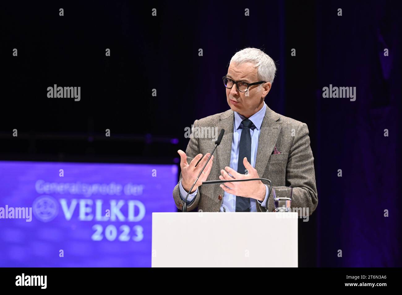 Prof. Dr. Roderich Barth, Universitaet Leipzig, spricht ueber das Thema ...