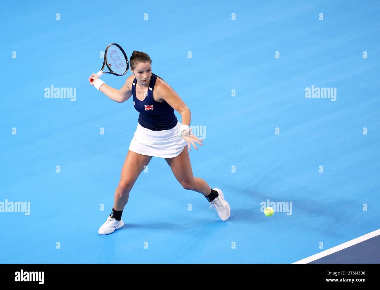 Die britische Jodie Burrage im Kampf gegen die Schwedin Kajsa Rinaldo ...