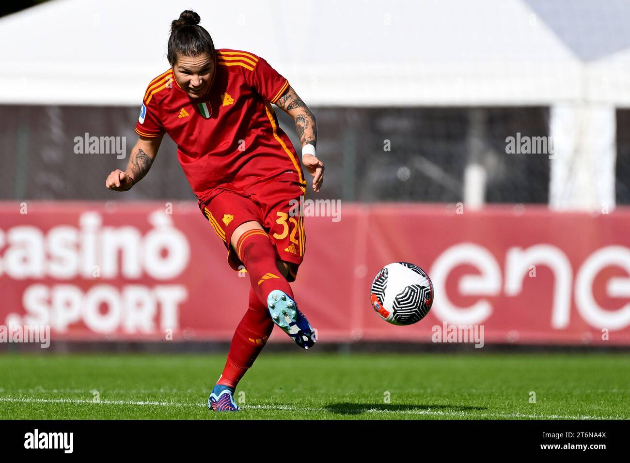 Elena Linari von AS Roma in Aktion während des Fußballspiels der Women ...