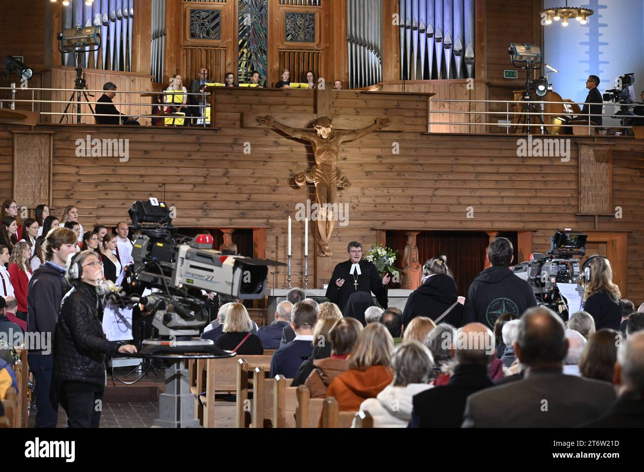 Mit einem Gottesdienst in der Martin-Luther-Kirche in Ulm beginnen am ...