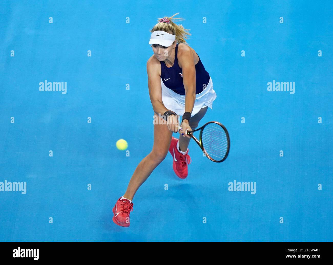 Die britische Katie Boulter im Kampf gegen die Schwedin Kajsa Rinaldo ...