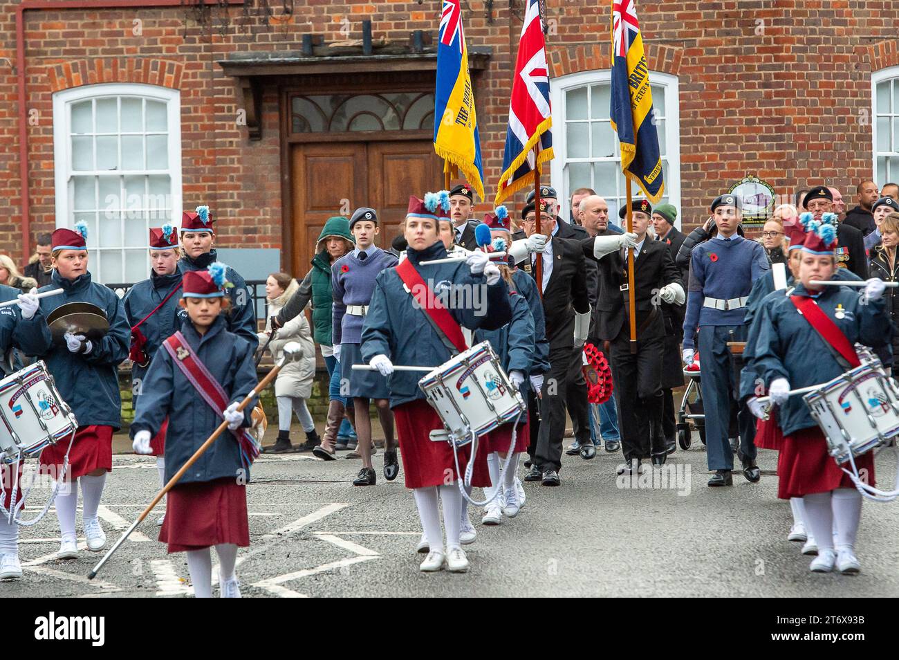 Chalfont St Peter, Großbritannien. November 2023. Hunderte packten ...
