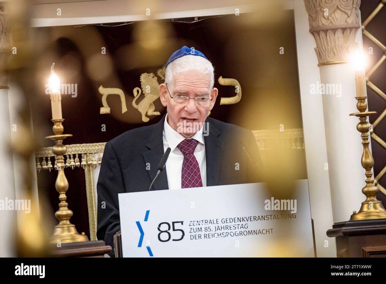 Joseph Schuster spricht während der Zentralen Gedenkveranstaltung zum ...