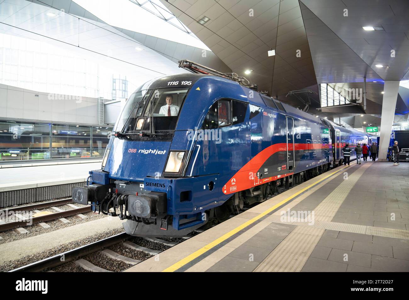 Wien, Österreich. 13. November 2023. Präsentation und Premierenfahrt ...