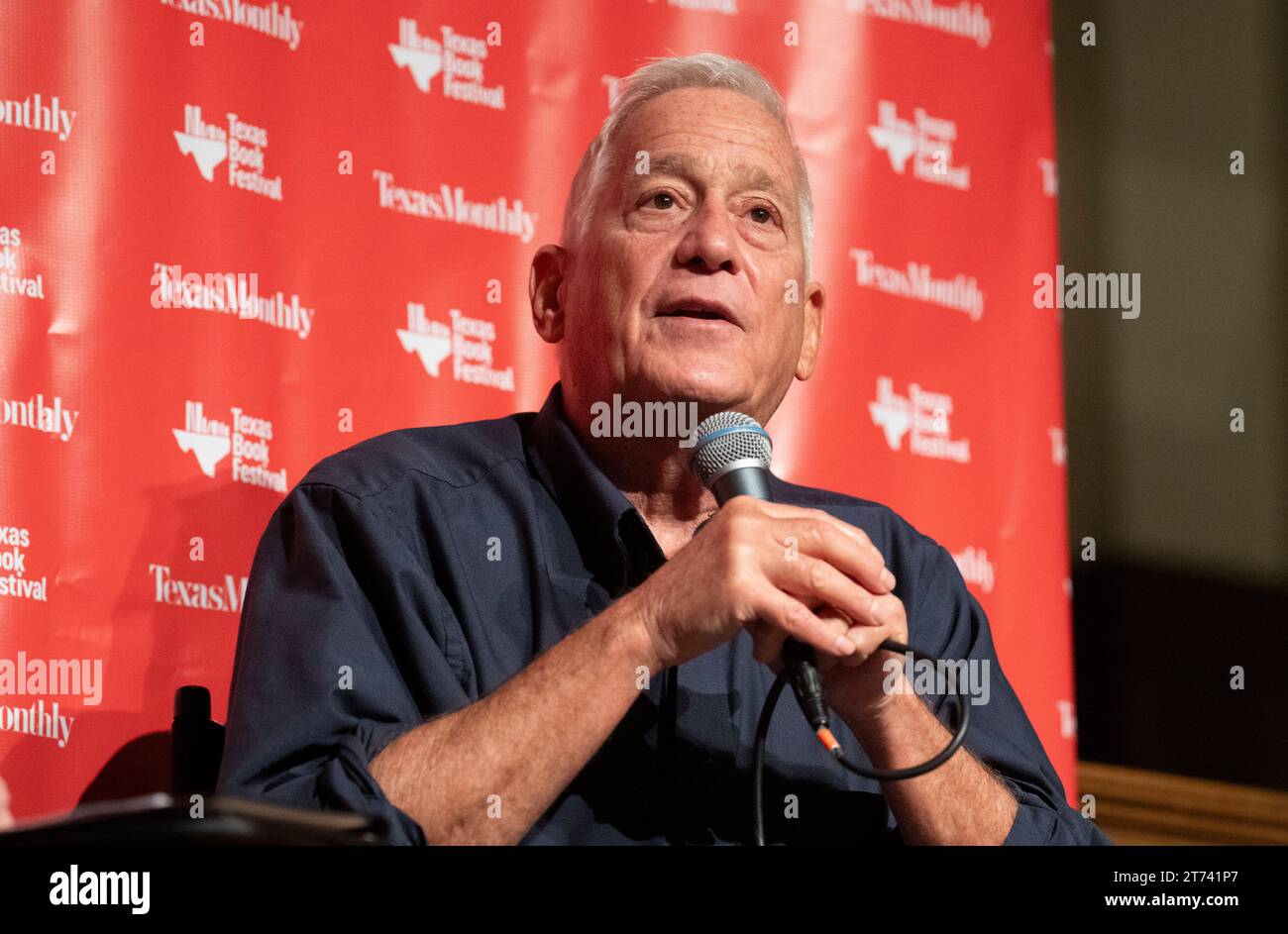 Austin Texas USA, 11. November 2023: Der Journalist WALTER ISAACSON ...