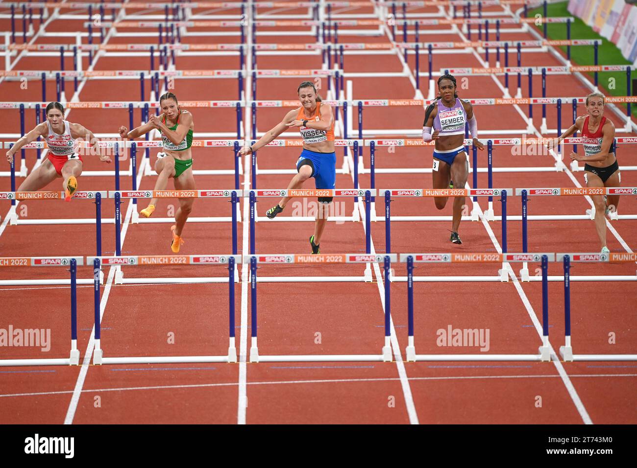Pia Skrzyszowska, Luca Kozak, Nadine Visser, Cindy Sember, Mette ...