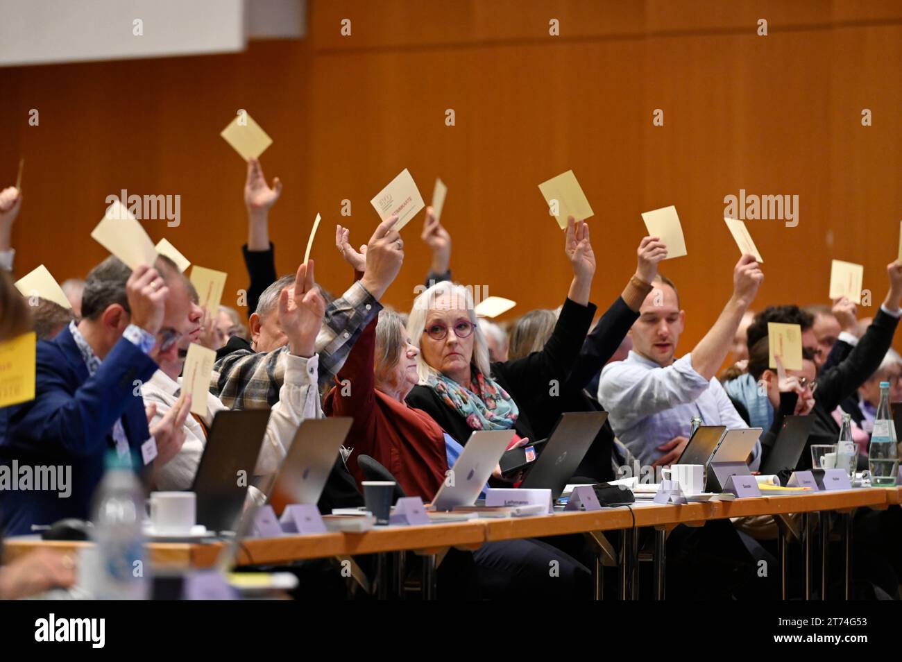Die Synode der Evangelischen Kirche in Deutschland EKD hat am Montag 13 ...