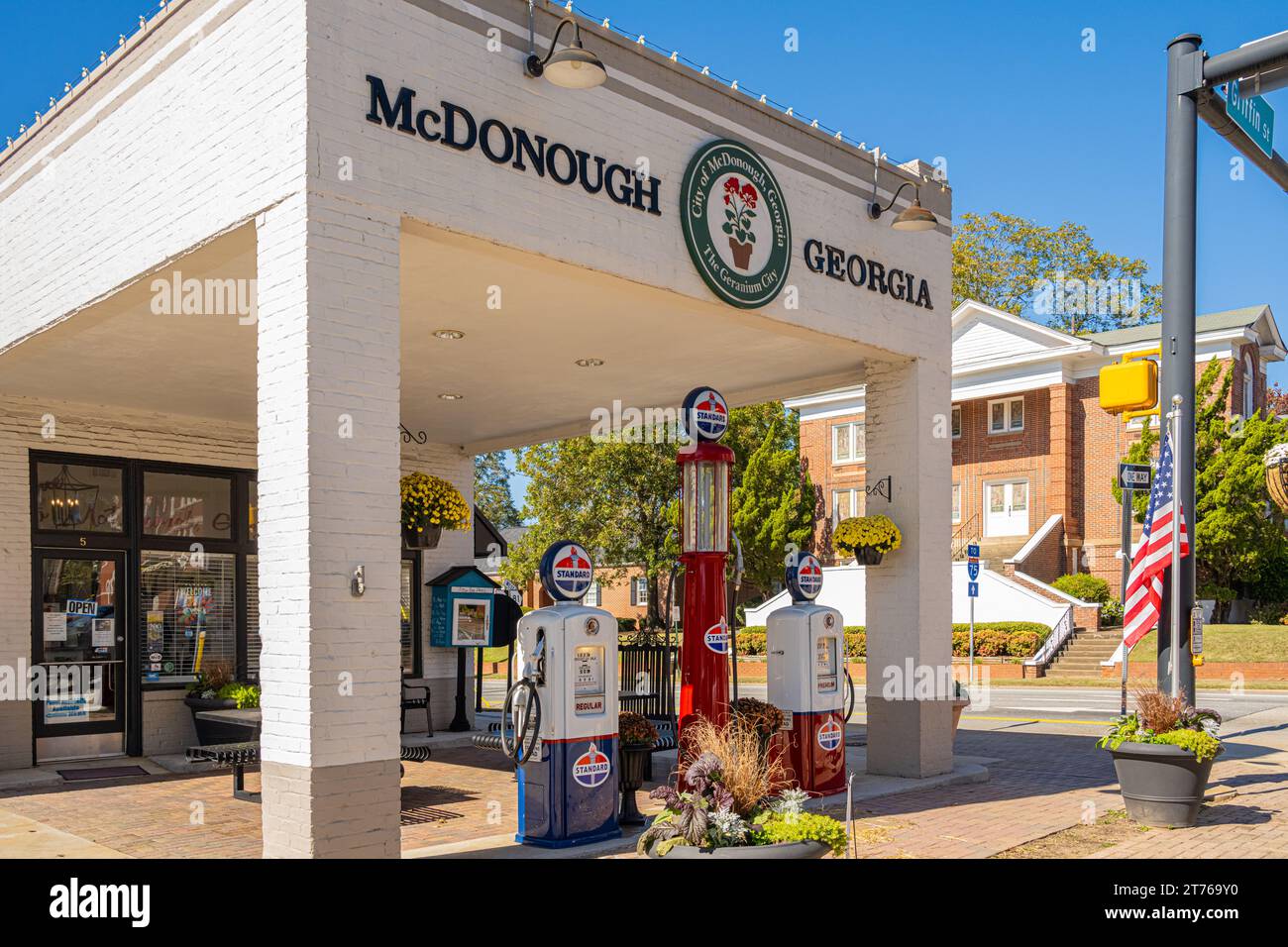 Willkommenszentrum der stadt mcdonough -Fotos und -Bildmaterial in ...