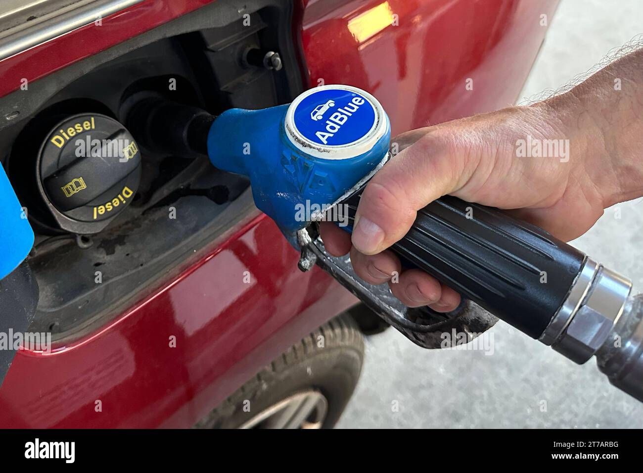 Adblue symbol -Fotos und -Bildmaterial in hoher Auflösung – Alamy