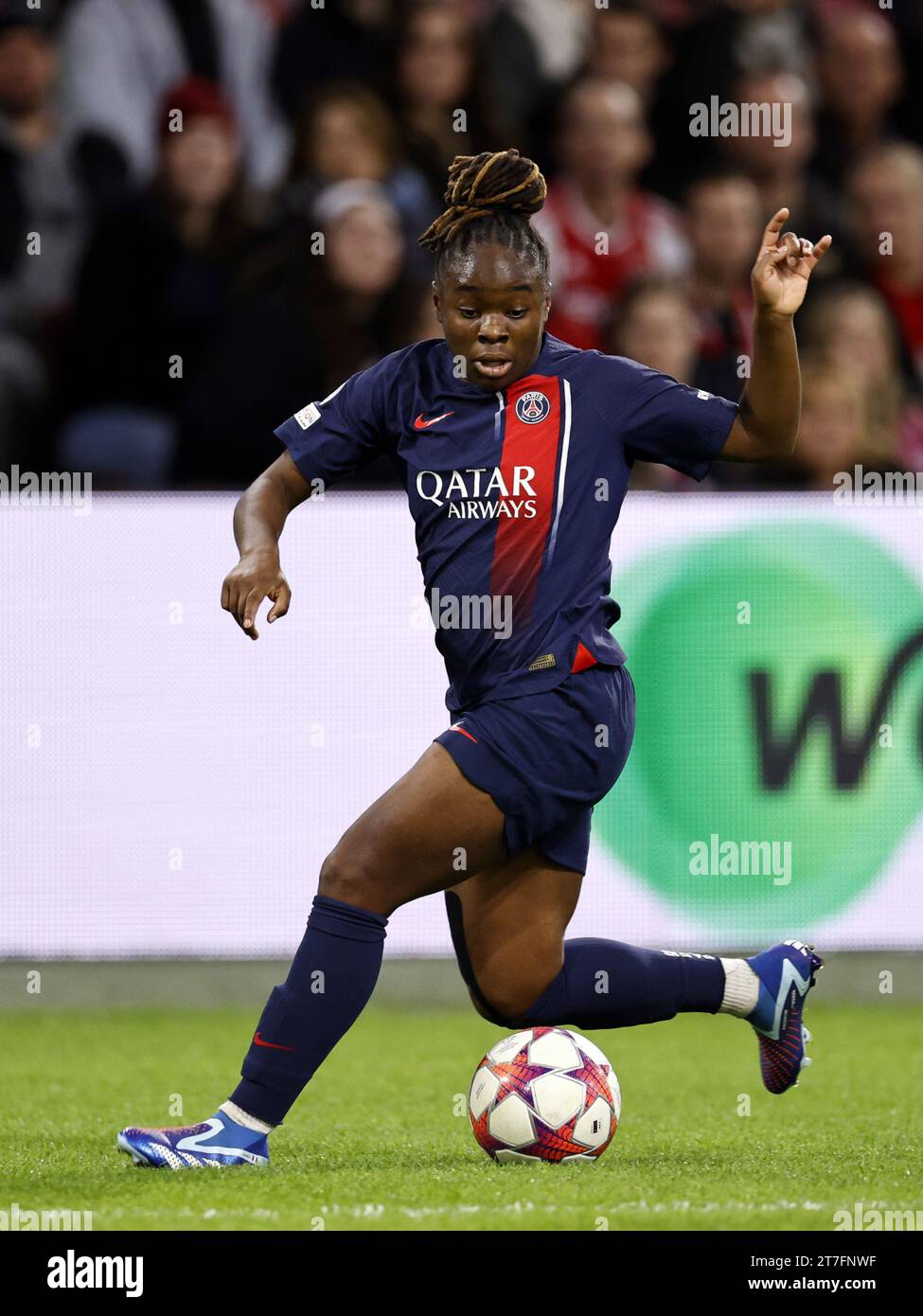 AMSTERDAM - Sandy Baltimore von PSG während des Gruppenspiels der UEFA ...