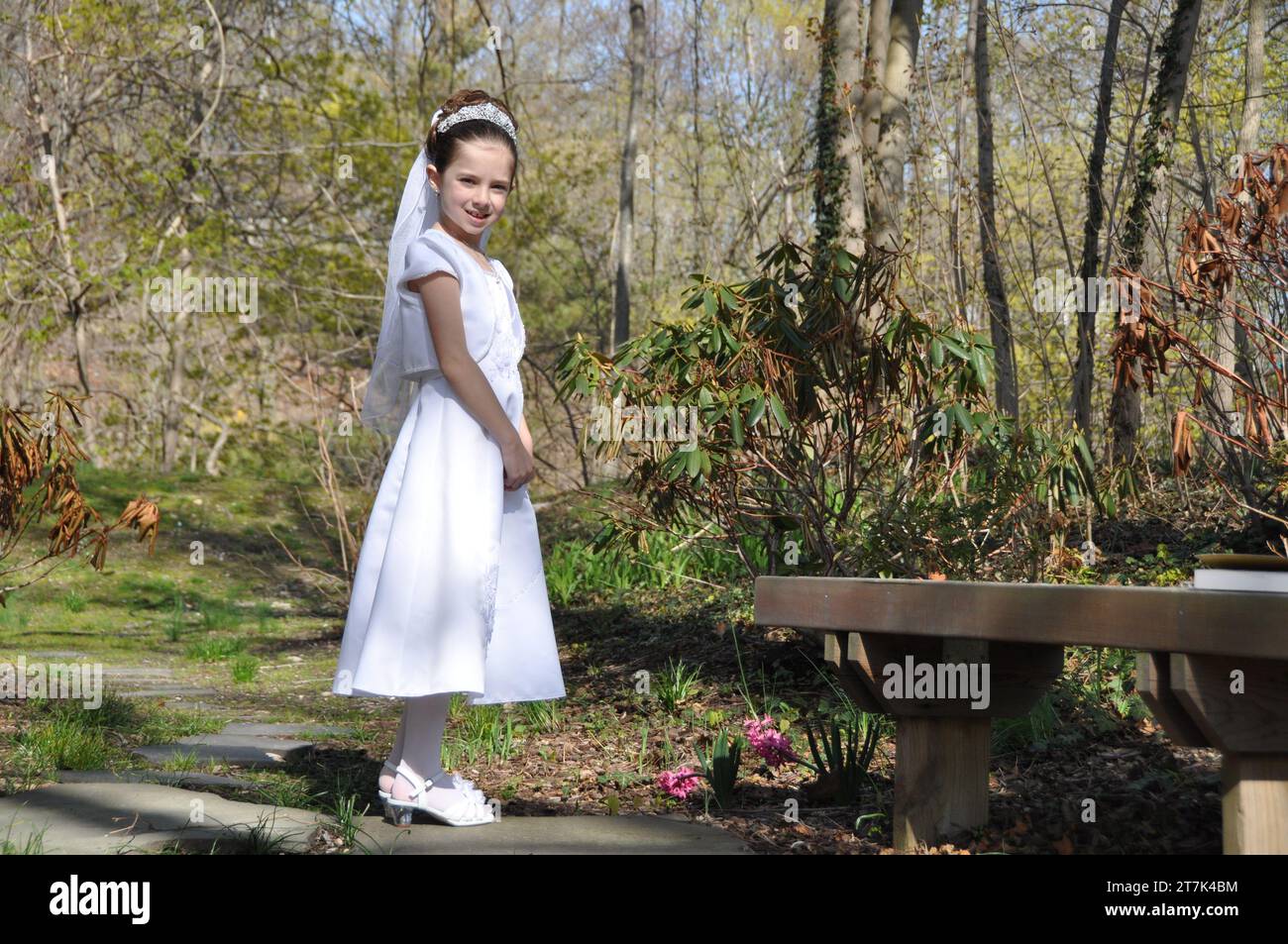 Kommunion mädchen -Fotos und -Bildmaterial in hoher Auflösung – Alamy